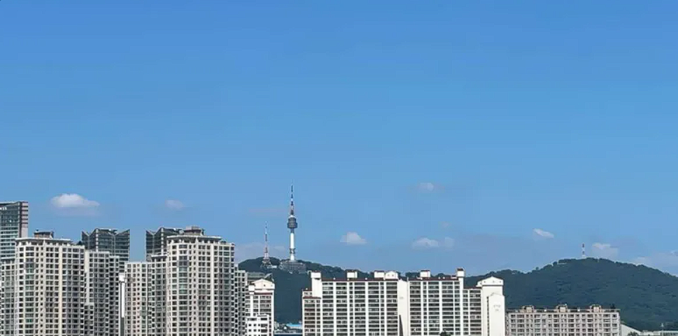 TPG Angelo Gordon Credit Fund Makes First Foray into Market with ...